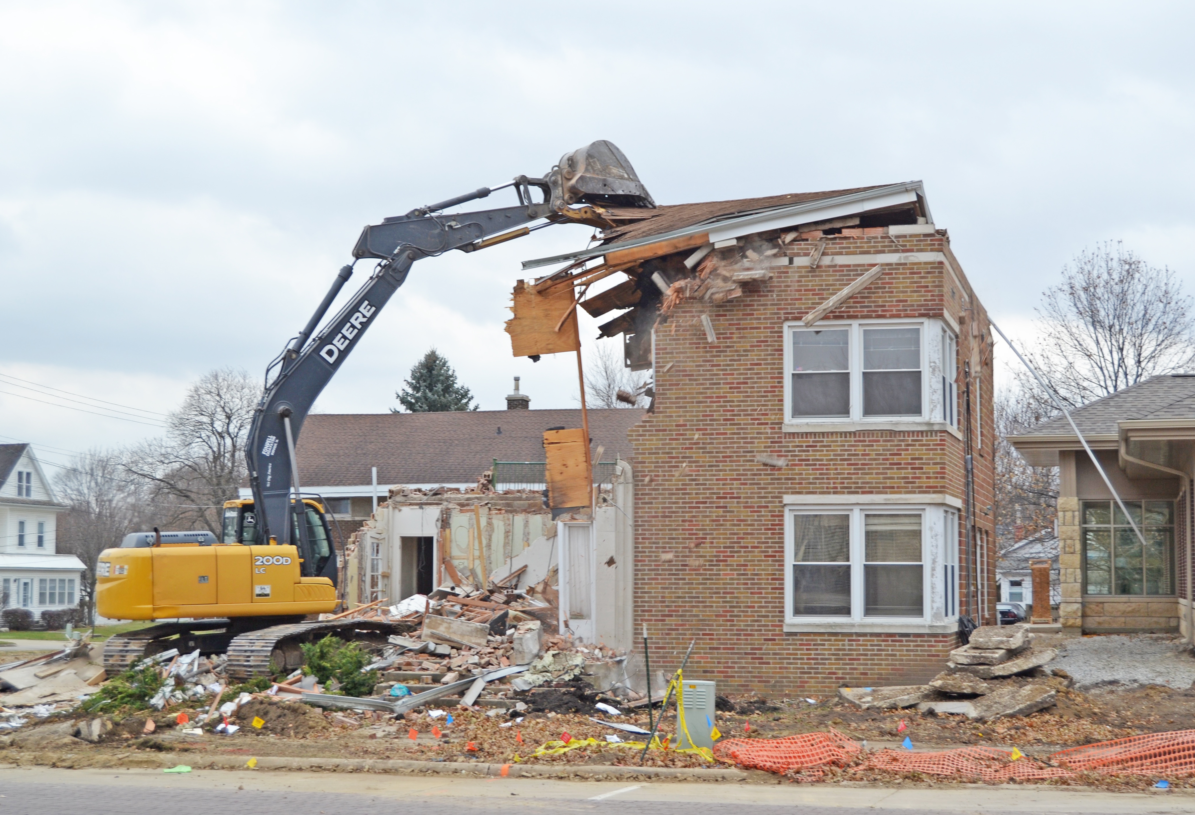 Former county annex building demolished | The Grundy Register